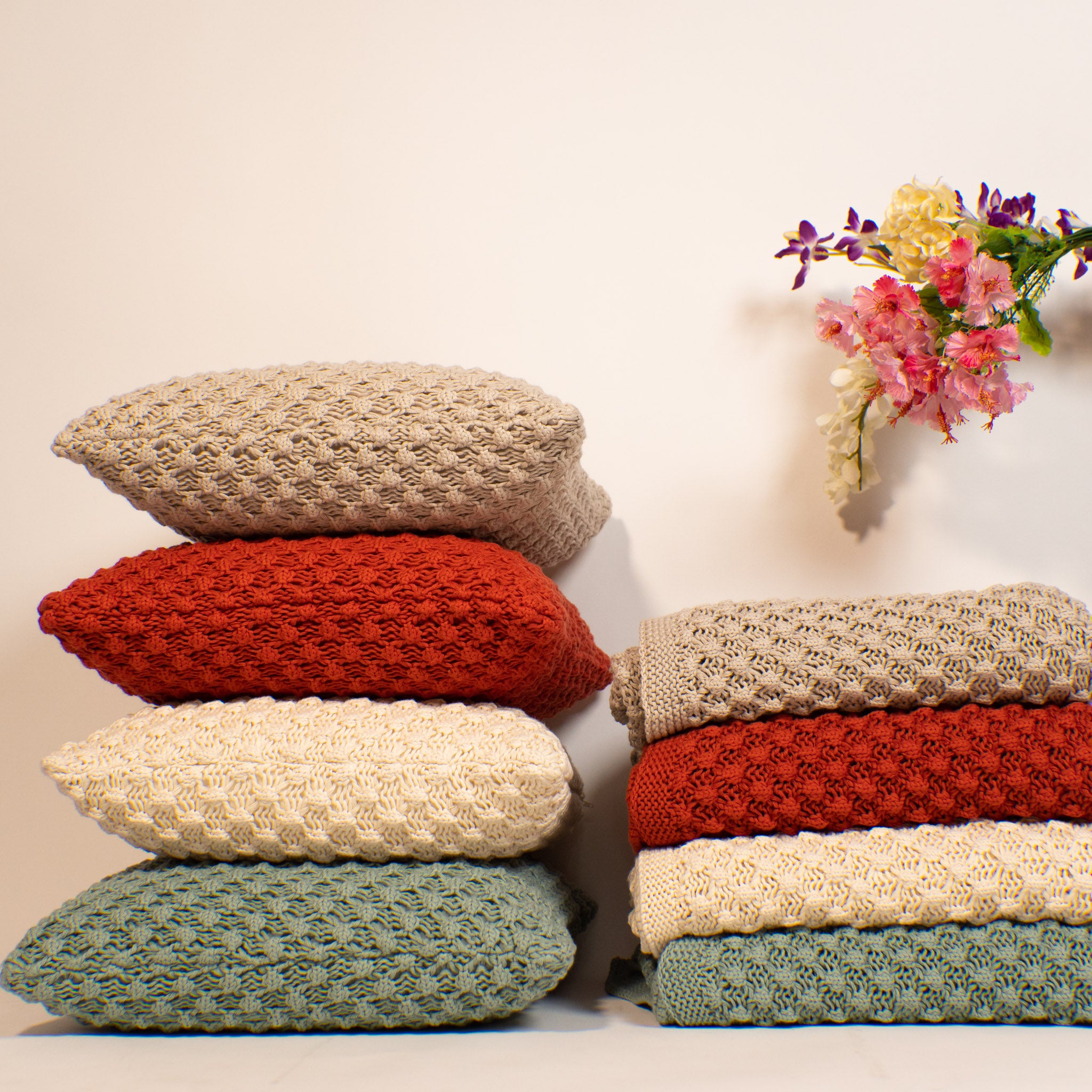 Buy Popcorn Cushion Cover And Blankets Online - Amracasa