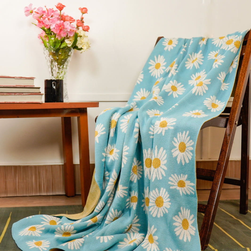 Buy Blankets Online | Knitted Blankets - Amracasa